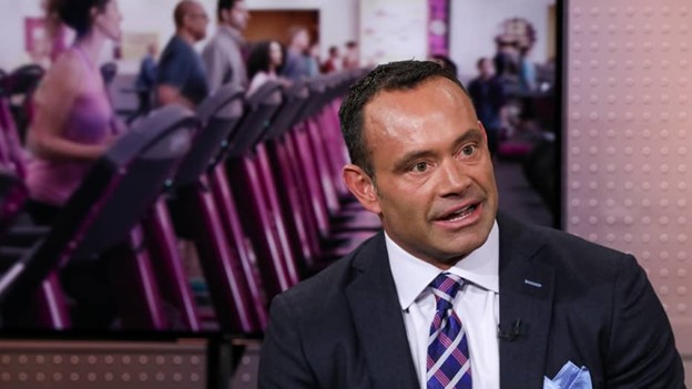 Gyms and at-home fitness battle for prominence this holiday season